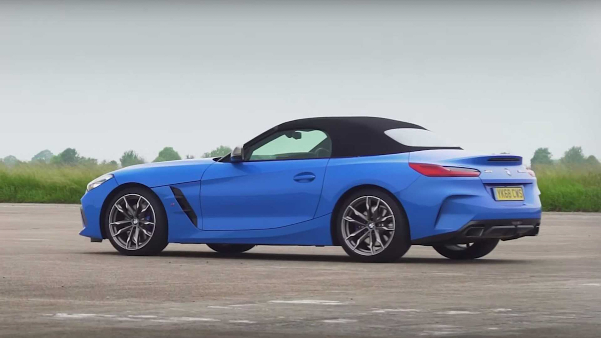 兄弟大战！ Toyota Supra 直线对决 BMW Z4 ！ - automachi.com