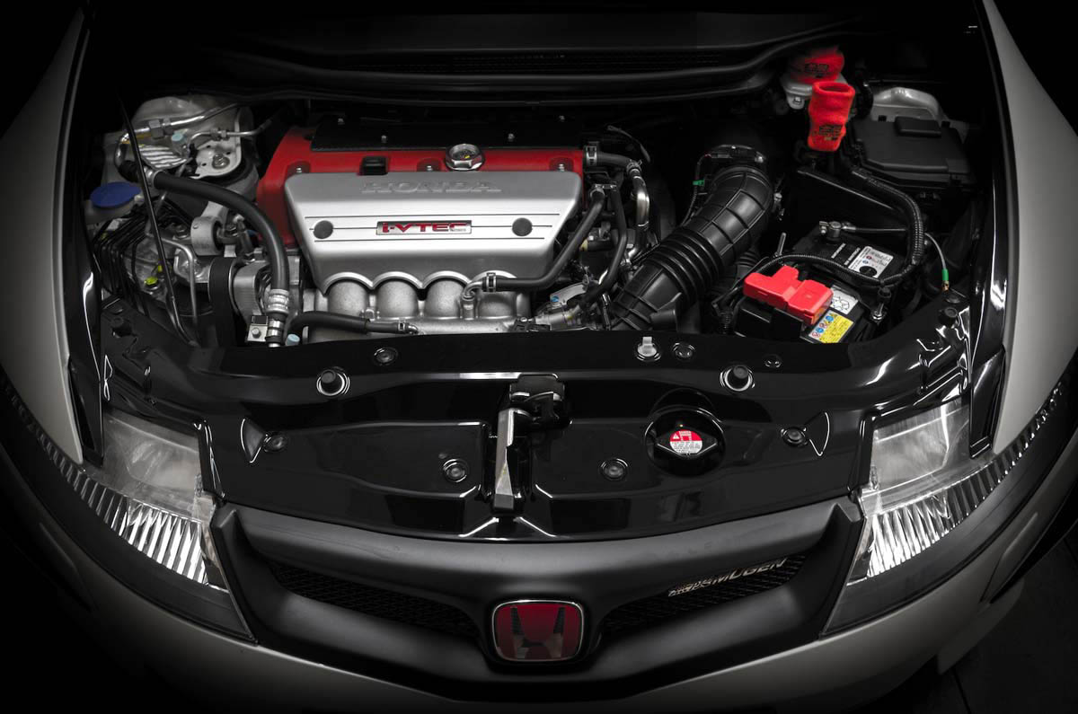 Honda Civic Type R FN2 ，一辆被遗忘的 Type R ！ - automachi.com