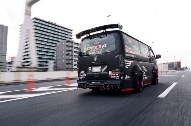 神 Van 身战神心，616 Hp 的 Toyota Hiace GT-R R35 - automachi.com