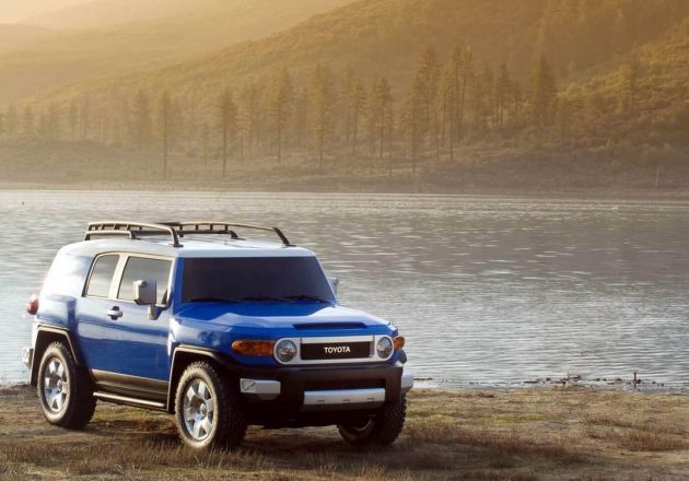 Toyota FJ Cruiser ，曾经的潮格复古越野车 | automachi.com