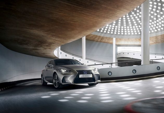 2021-Lexus-is-14 - automachi.com