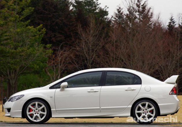 honda-civic-fd2-type-r-19 - automachi.com