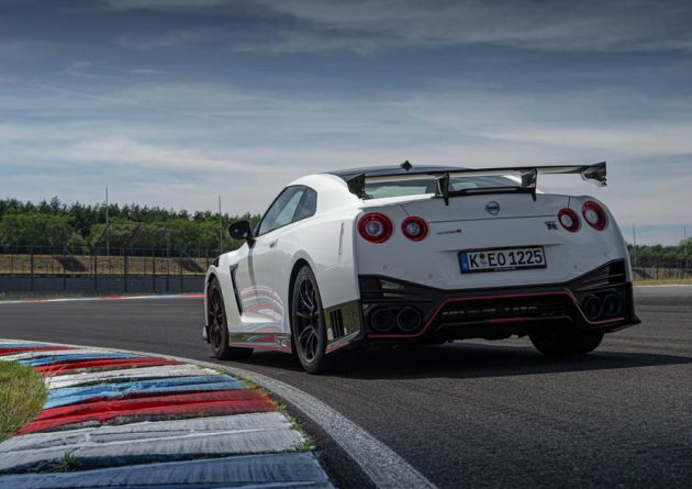 Nissan Skyline GT-R - automachi.com