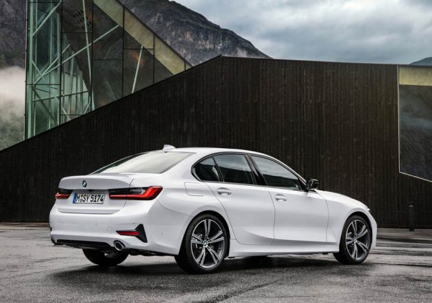 我国值得入手的新车：BMW 320i Sport - automachi.com