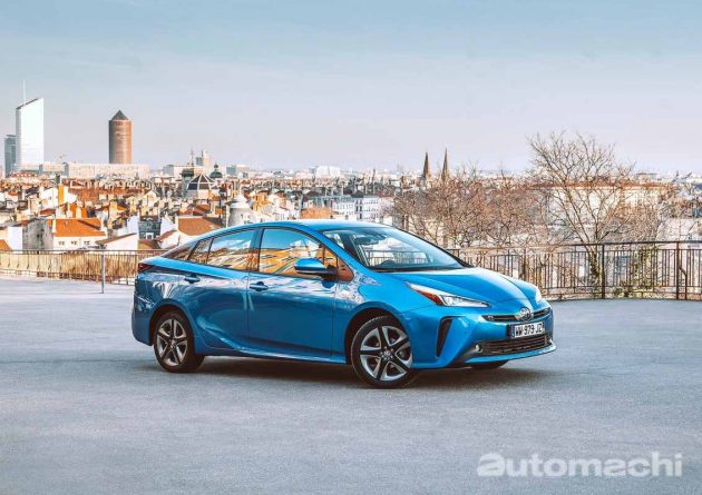 Toyota Prius 6 - automachi.com