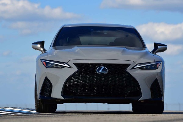 Lexus IS500 F-Sport Performance 20 - automachi.com