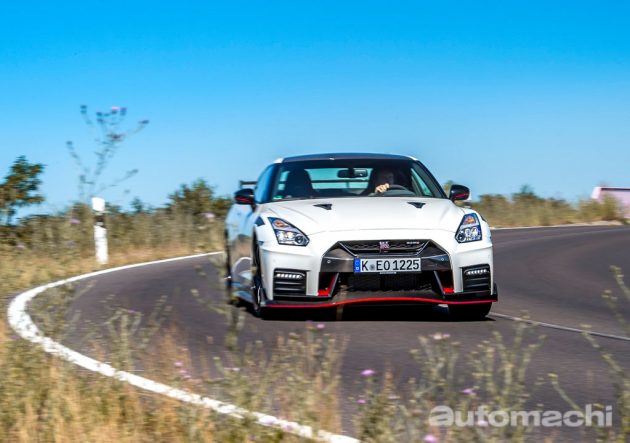 Nissan GTR 13 - automachi.com