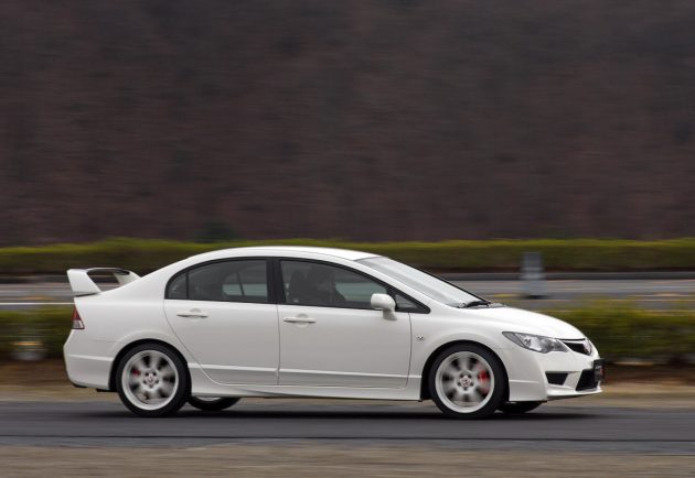 Honda Civic FD2 Type R 为什么越来越贵？经典 JDM 永远的神？ - automachi.com