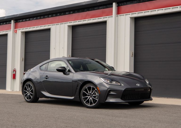 Toyota GR86 Turbo 6 - automachi.com