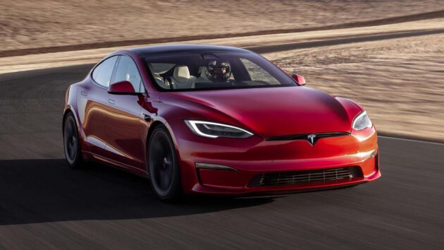 Tesla Model S 诞生首位行驶破 1,000,000 英里车主，期间共用了 3 个电池组和 8 个电动机！ - automachi.com