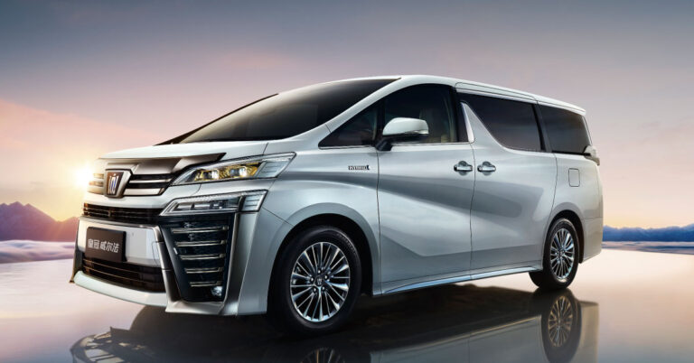 Toyota Crown Vellfire 金耀特别版中国登场，专属套件和配件，当地开价 RM 550,000 起！ - automachi.com
