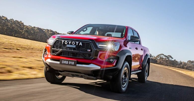 Toyota Hilux GR Sport 澳洲发布：GR 赛道魂套件加持，动力提升至 221Hp+550Nm，越野能力更强 ...