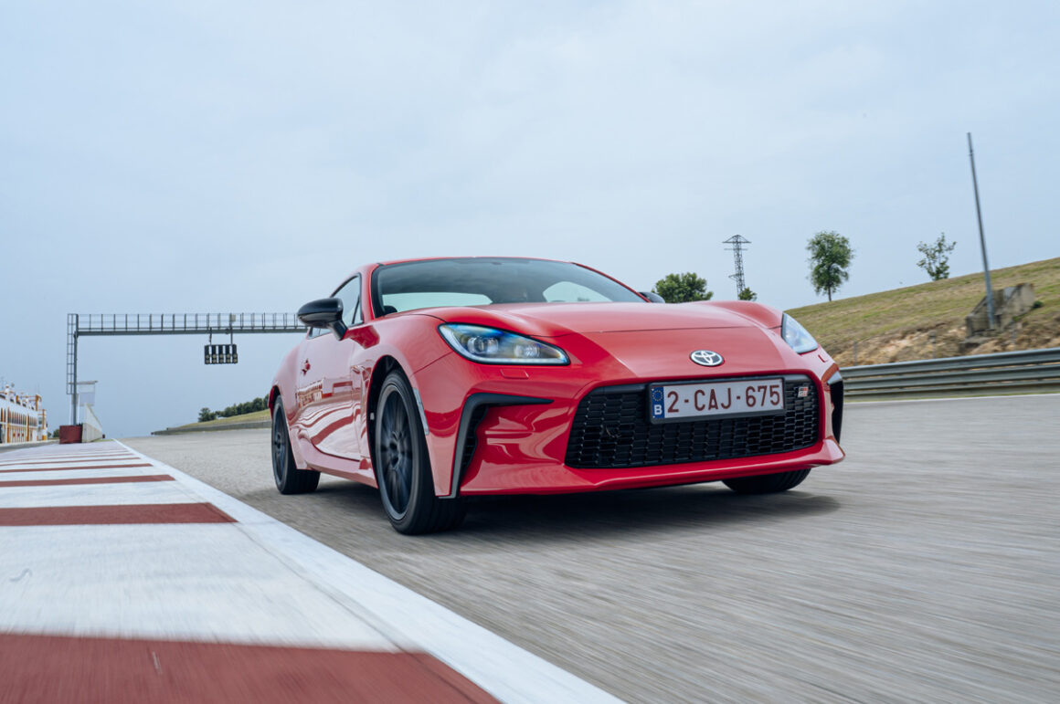 2022-gr86-dpl-dynamic-024 - automachi.com