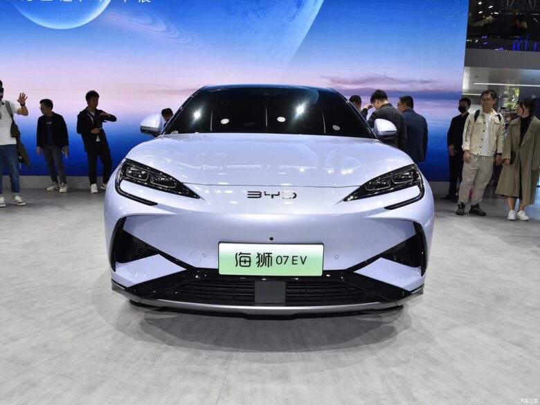 Tesla Model Y 杀手！BYD Sea Lion 07（海狮）登场：定位轿跑 SUV，中国预计售价约 RM 130,000 起 ...