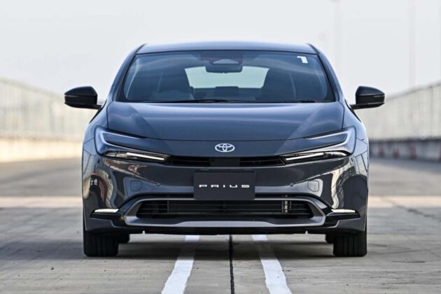 2024 Toyota Prius 现身东南亚：新世代混动最大马力192 Hp、明年上半年正式发布！ - automachi.com