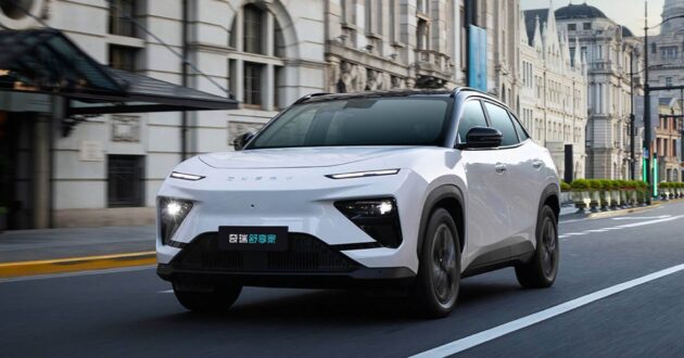 “Chery eQ7” 现身大马测试：2U. CHAT 贴牌，搭载半固态电池，号称世界首款续航 1,000 km 的 SUV ...