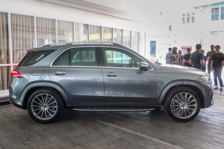 对手瞄准 BMW X5！Mercedes-Benz GLE 450 4MATIC 大马发布：3.0L 直六 + 48V MHEV，开价 RM 528,888 起。 - automachi.com