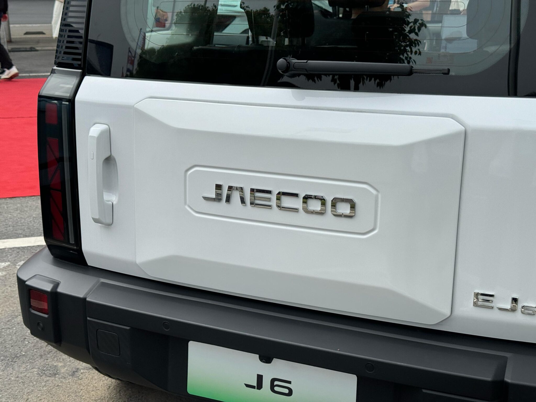Jaecoo J6 中国实拍：亲民纯电方盒子越野 SUV，预计售价 RM 160,000。 - automachi.com