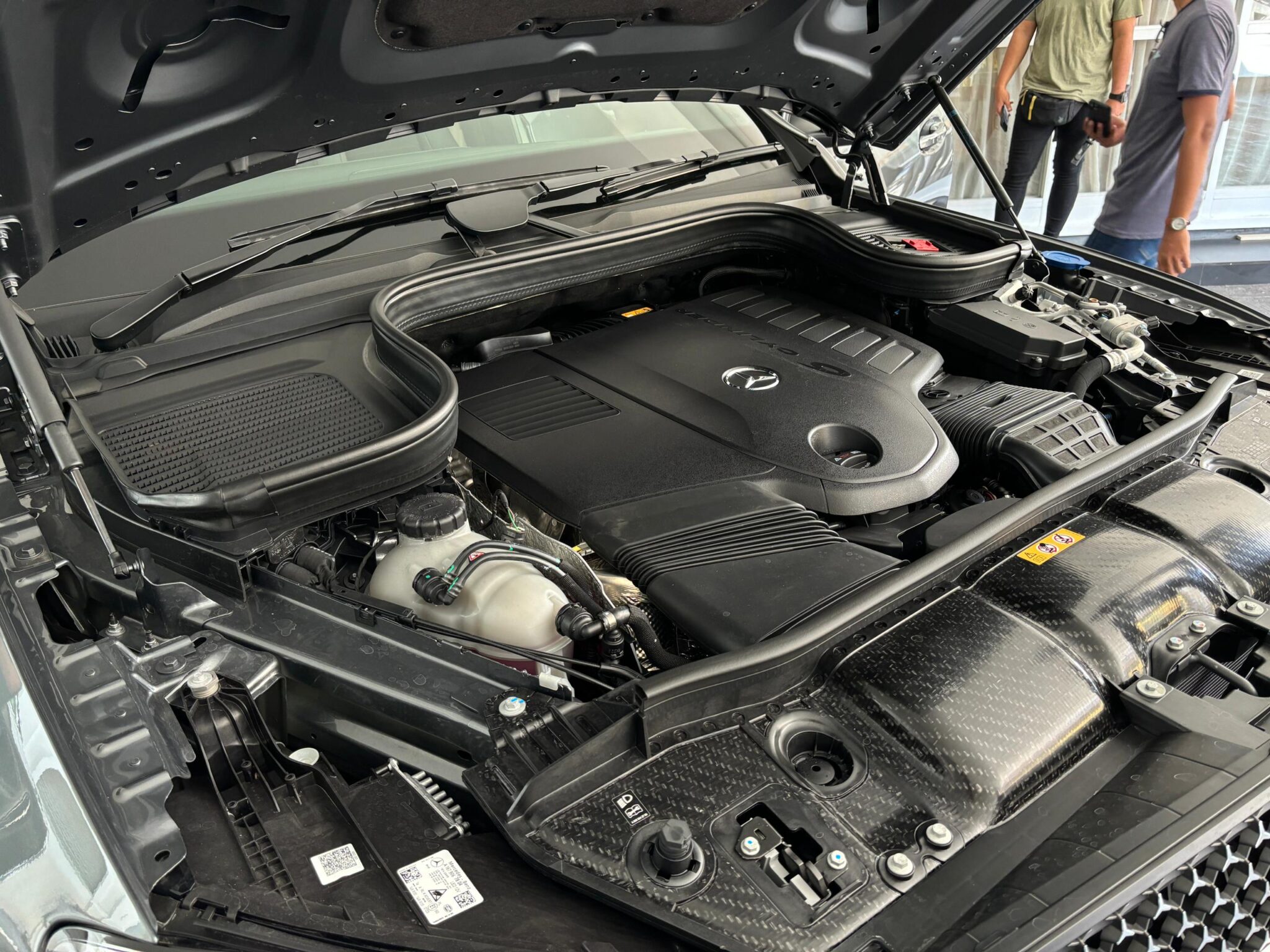 对手瞄准 BMW X5！Mercedes-Benz GLE 450 4MATIC 大马发布：3.0L 直六 + 48V MHEV，开价 RM 528,888 起。 - automachi.com