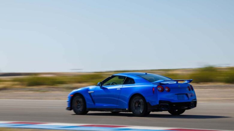 Nissan GT-R 正式宣布停产、一代东瀛战神神话谢幕 - automachi.com