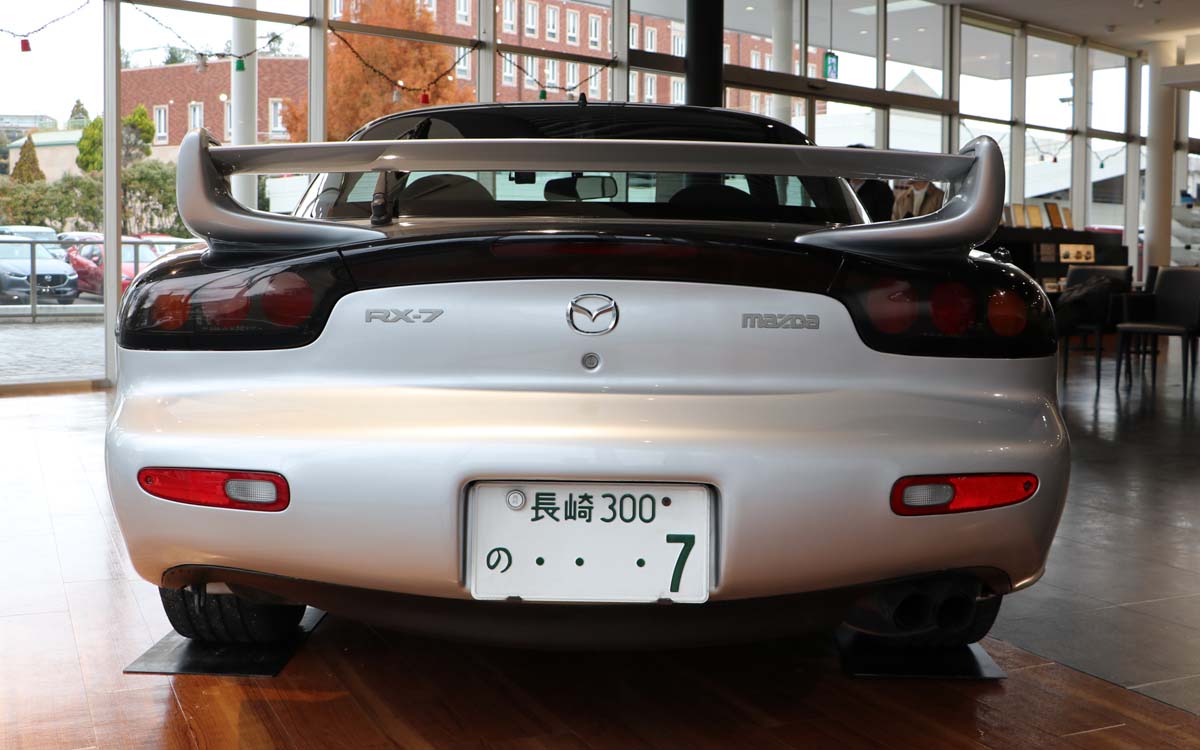 Mazda RX-7 6 - automachi.com