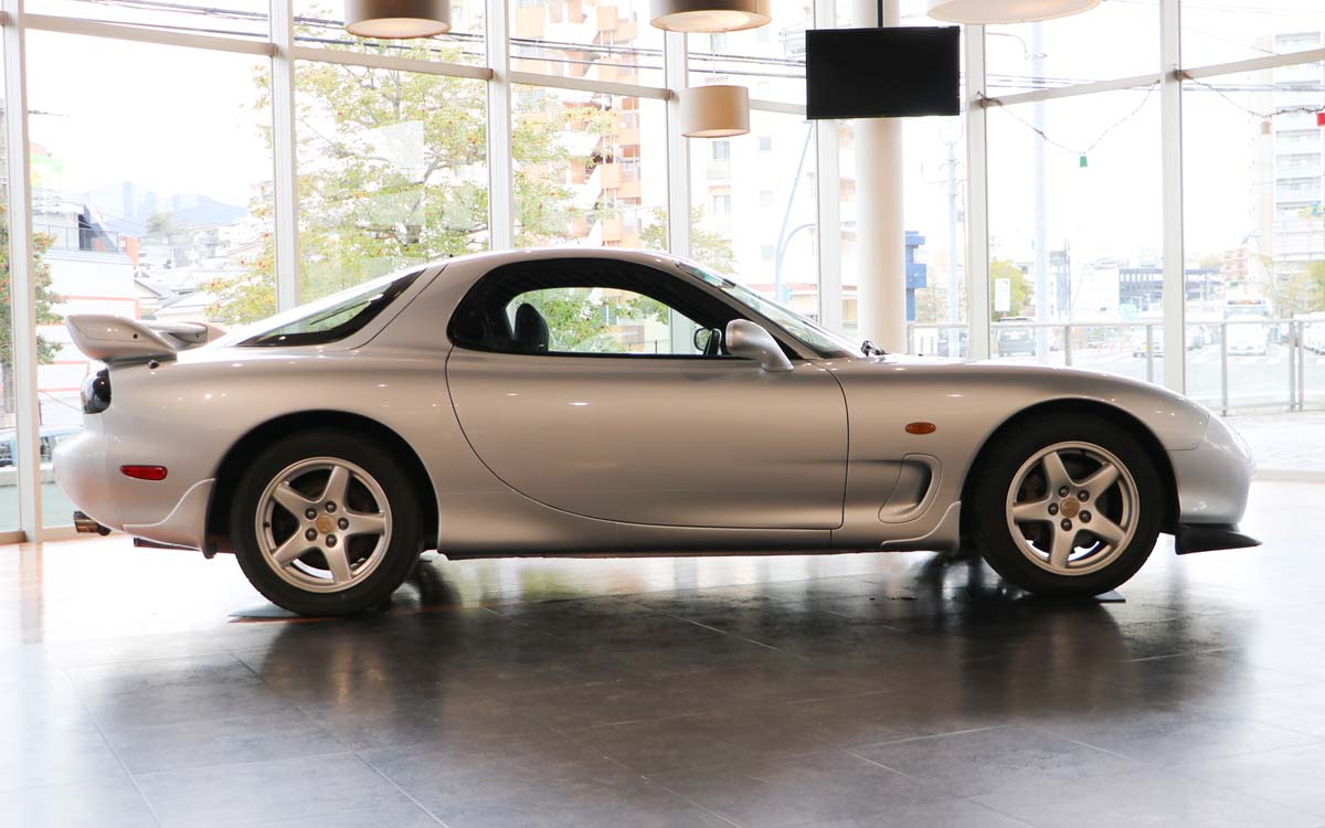 Mazda RX-7 8 - automachi.com