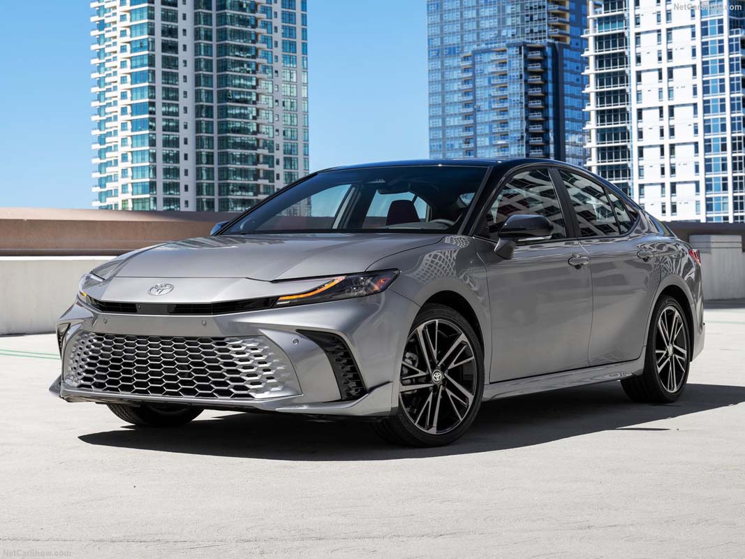 Toyota Camry 3 - automachi.com