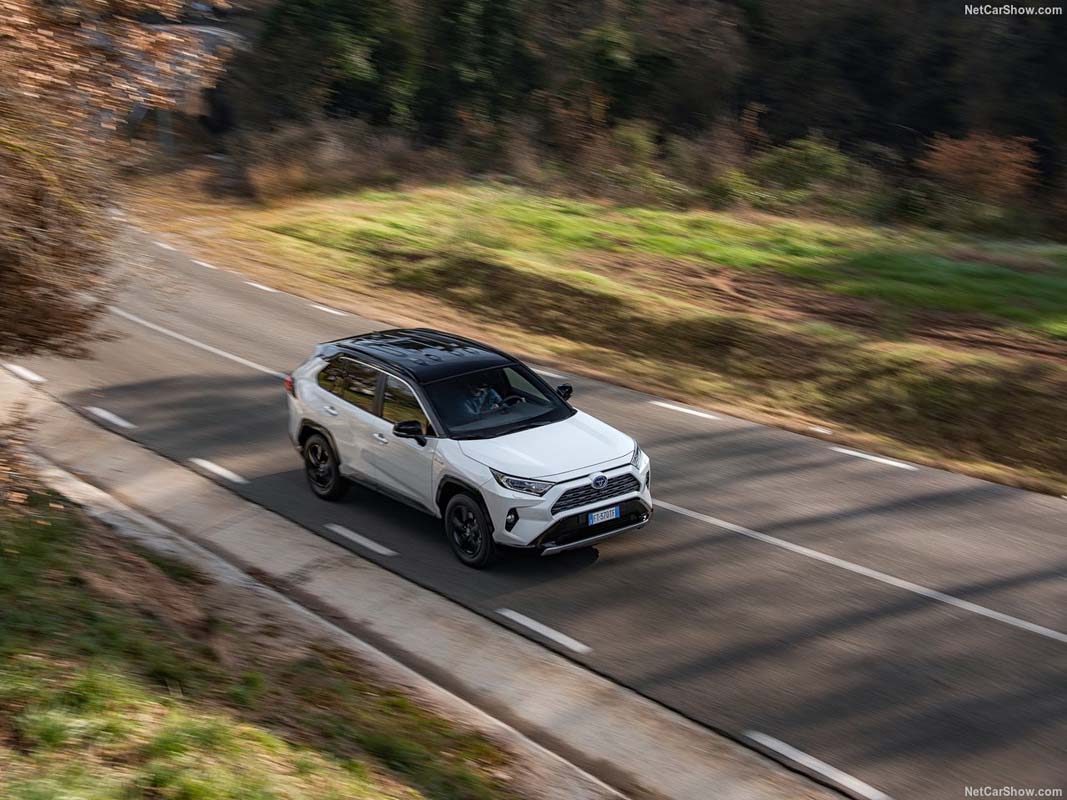 Toyota Rav4 10 - automachi.com