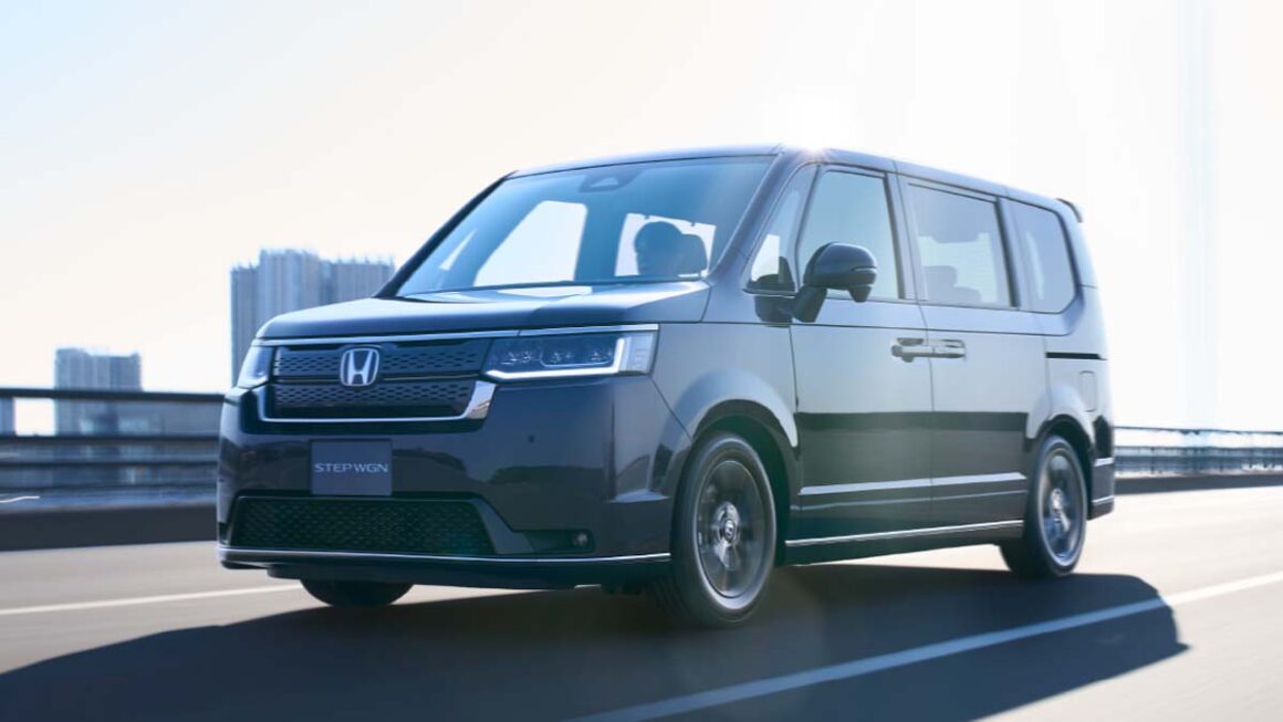Honda StepWGN 已经可以在大马买到：平行入口的的日系MPV叫价RM 190,000起 - automachi.com