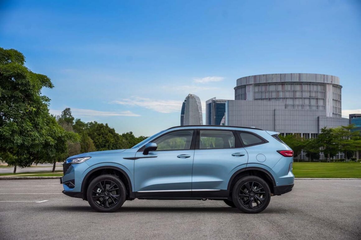 GWM Haval H6 HEV VS JAECOO J7 PHEV：当“全能型选手”遇上“插混新贵”，如何抉择？ - automachi.com