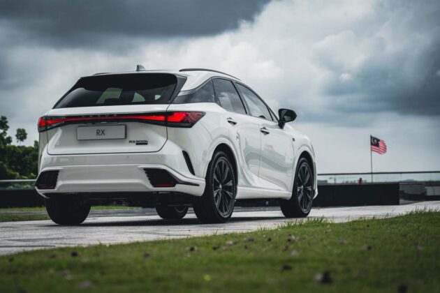 Lexus RX500h：日系的精致、欧系的操控，日本最好的SUV？ - automachi.com