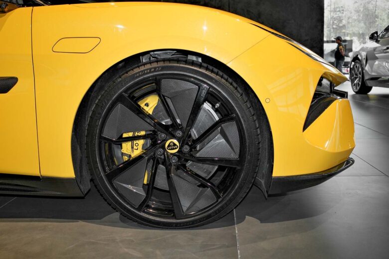 2025 Lotus Emeya 登陆大马：现在只需要RM 459,000起！ - automachi.com