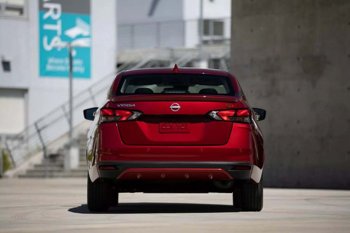 2026 Nissan Versa 渲染图：全新前卫外观设计、搭载 1.6L 自然进气引擎 - automachi.com